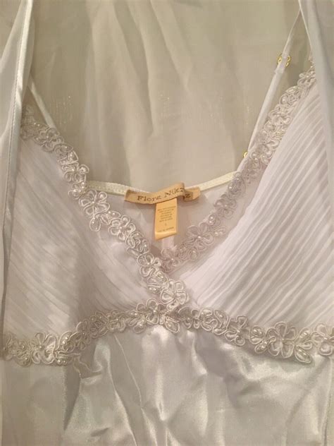 Vtg Flora Nikrooz Satin Nightgown And Robe White Bridal Gem