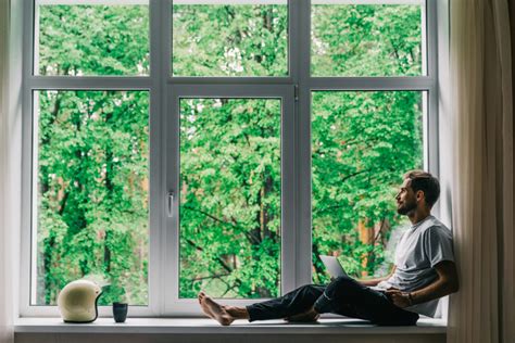 18 Reasons Men Run Away Tips To Keep Them