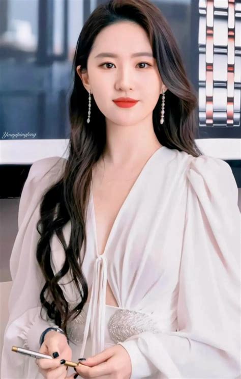 Liu Yifei Imedia