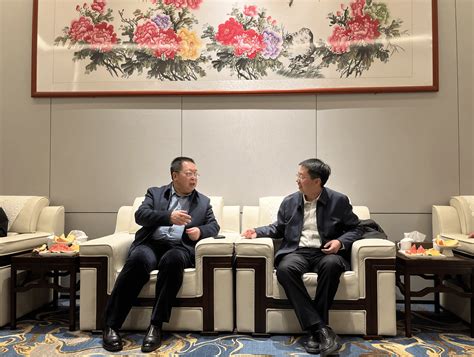 刘宗明校长带队赴蒙阴县拜访我院名誉院长薛其坤院士并进行校地合作交流 济南大学材料学院