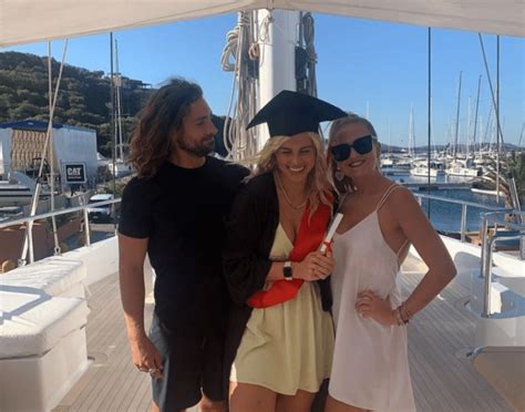 Bdsy Alex And Lucy Dated On Season 4 Fans Suspect