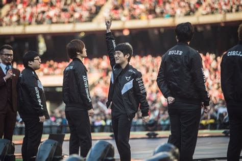 Ruler：首选是lck战队然后是lpl战队，去lpl能够学到很多东西 哔哩哔哩