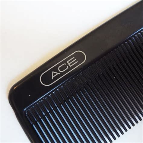 Pieces Boutique Ace Pocket Comb