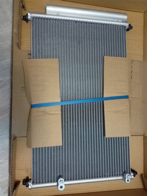 Радиатор кондиционера Marshall — Toyota Auris (1G), 1,4 л, 2007 года ...