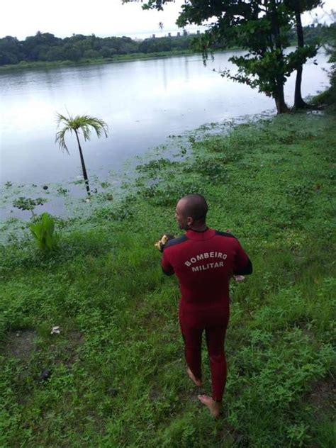 Equipe de Mergulho do CBMCE resgata criança na Lagoa da Maraponga Corpo de Bombeiros Militar
