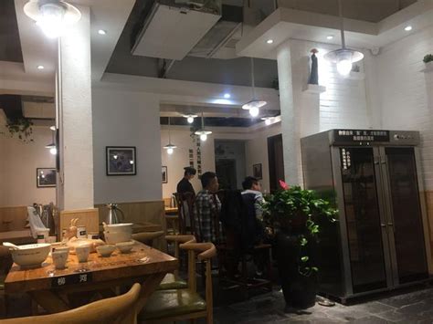 南陽方城的水面羊肉生熗出一碗代表了一座城一個家的燴麵滋味 每日頭條