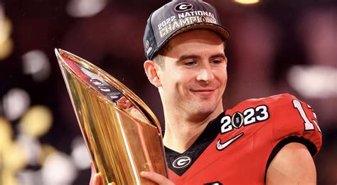 Georgia Qb Stetson Bennett Arrested On Public Intoxication Charge