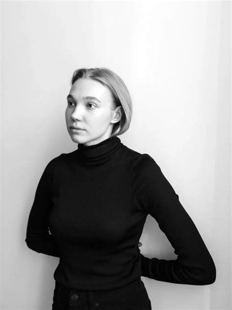 Голая Марина Васильева Слив фото груди без лифчика и жопы