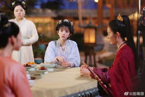 Triệu Lộ Tư Điền Hi Vi Triệu Anh Tử Và Dàn Cao Thủ Trà Nghệ Cbiz