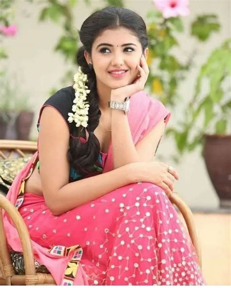 Pin By Anil On Others Desi Beauty Beautiful Girl Indian Beautiful