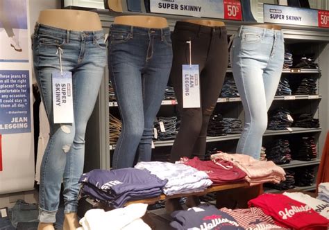 70% Off Hollister Jeans – Score Trendy Styles from $18.99 (+ $10 Off ...