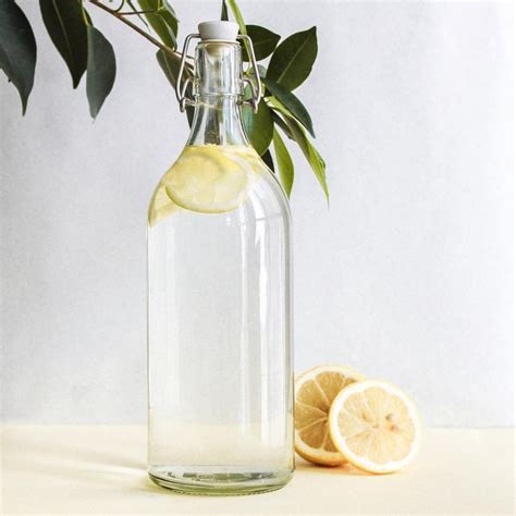 Boost Your Metabolism With Lemon Honey Water
