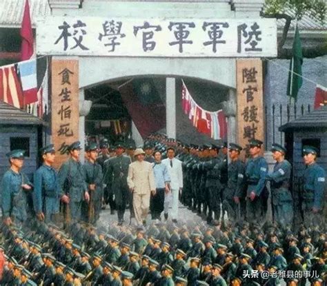 Re 新聞 高層擬擴軍至26萬人 因應新訓旅、役期延 Ptt評價