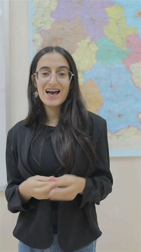مناقشة مشاريع التخرج لطلبة كلية الصيدلة Arab American University