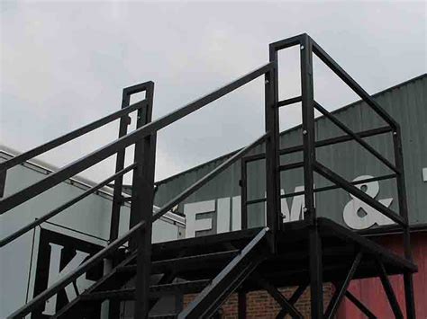 Mobile Container Stairs And Landing