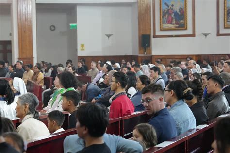 Гэгээн Ширээт Улсаас Монгол Улс БНСУ д хавсран суугаа Элчин сайд Тэргүүн хамба лам Жиованни