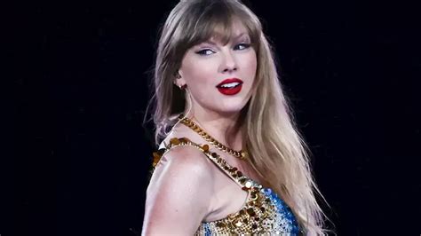 Taylor Swift Breaks Another Huge Record After Astonishing Sales Of The