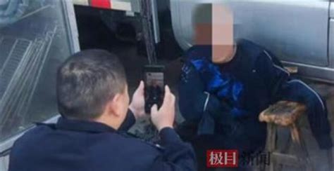 暖心！市民行动不便，民警上门帮忙办证腾讯新闻