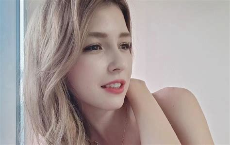 남편에게 둘째 라이팅 당했다는 ‘범죄도시 러시아 미녀