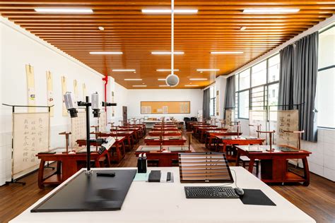 长沙工业学院
