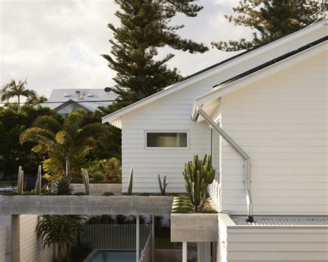 Designing A Modern Beach House A Guide To Elegance And Durability