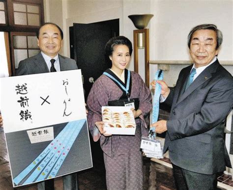 映画「おしょりん」坂井市撮影 越前織ストラップ贈る 日々urala（ウララ）福井県のおすすめ情報
