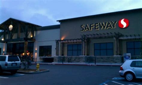 SAFEWAY Updated August 2024 25 Photos 59 Reviews 2555 Harris St