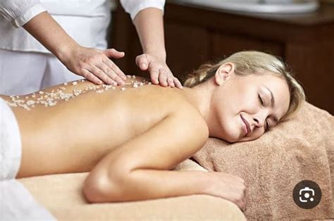 مساج منزلى للسيدات فقط 986341