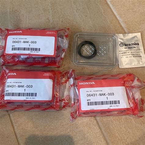 1個開封ずみ ホンダ キャリパーシールキット ブレンボ Brembo Cb400sfなどに 06431 Mak 003 120320331 4