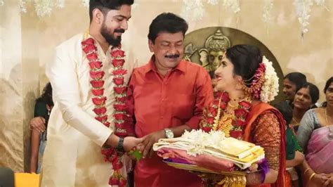 Serial Actress Aiswarya Devi Enters Wedlock Watch Her Dance Video Mixindia