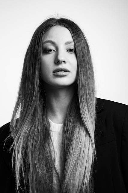 Sexy Woman Girl Pose Model By Offidocs For Office