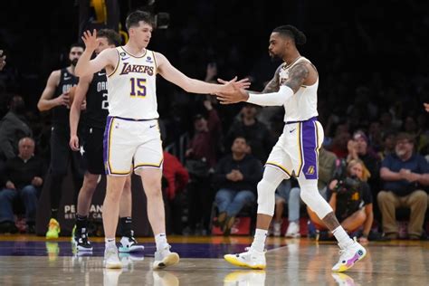 Major Injury Scare For Dangelo Russell Lakers Coach Comes Up With A