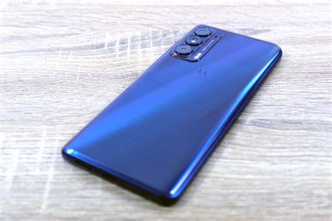 Motorola Edge 5g Uw Review Big Battery And A 144hz Display Digital
