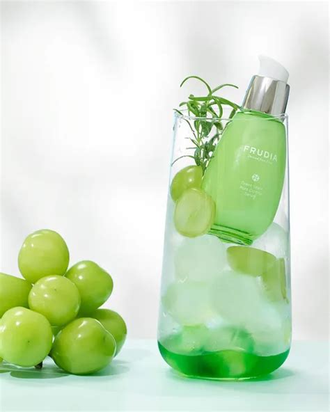 Frudia Green Grape Pore Control Serum - Serums | Ksisters 👯‍♀️