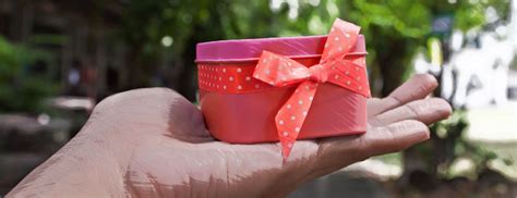 Das Geschenkt Beim Ersten Date Ja Nein Und Was Genau