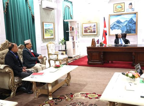 २० प्रकारका औषधि उत्पादनको काम थाल्न औषधि लिमिटेडलाई प्रधानमन्त्रीको