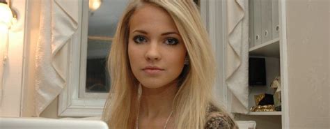 Picture Of Emilie Nereng Gorgeous Blonde Long Hair Styles Hair Beauty