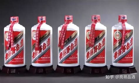 小姨嫌茅台“红飘带”碍事，准备扯掉，被姥爷制止：别暴殄天物？ 知乎