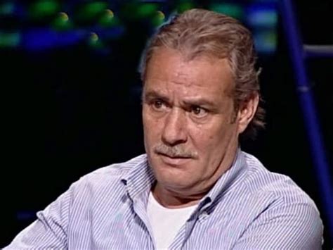 ابنة إبراهيم يسري تتحدث عن فاروق الفيشاوي بكلمات مؤثرة مصراوى