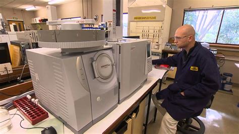 Gcms Gas Chromatography Mass Spectrometry Hd Youtube
