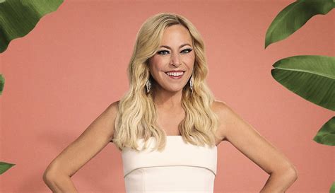 Sutton Stracke Says Rhobh Is Less Dreadful Without Lisa Rinna