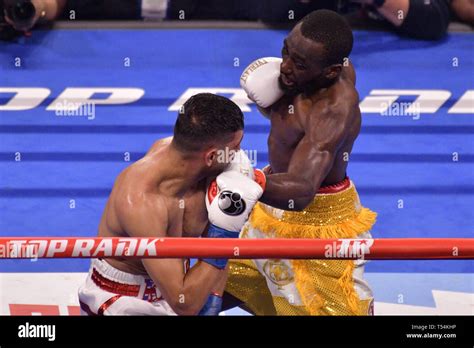 New York Usa 21st Apr 2019 Terence Crawford Yellow Trunks And