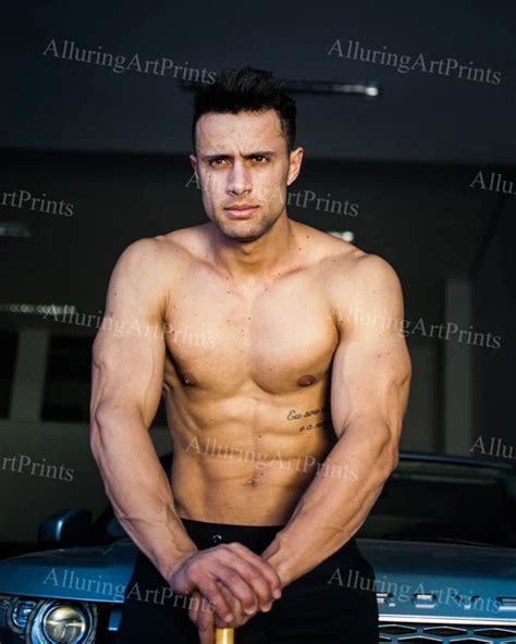 MALE MODEL PRINT Muscular Handsome Beefcake Shirtless Hunk Beard Man X929 5 51 PicClick UK