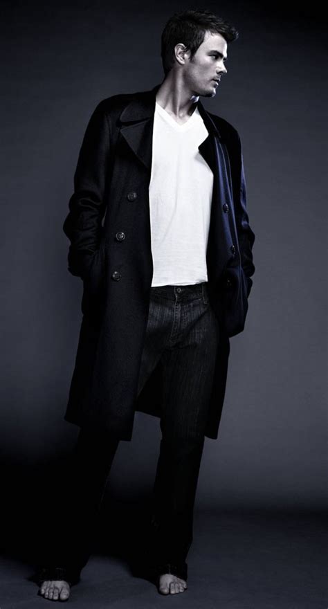 Barefoot Males Josh Duhamel Barefoot Males Josh Duhamel