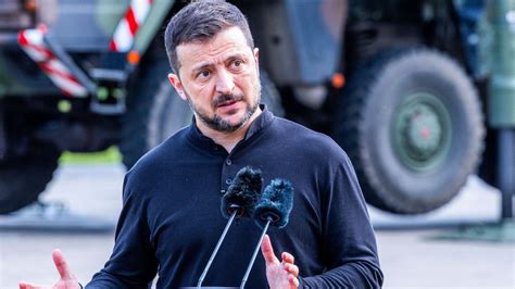 Володимир Зеленски Подписахме споразумение за съвместно производство на дронове с фирма от САЩ