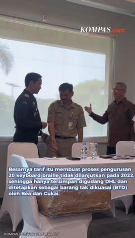 Tertahan Sejak 2022 Bea Cukai Akhirnya Serahkan Alat Belajar SLB Ke
