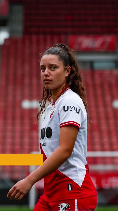 Video Valenze On Linkedin Vrouwenvoetbal Knvb Fcutrechtvrouwen Kvcwesterloladies Kvcwl