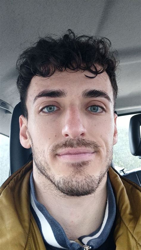 بازی چهره رو ببین کیر رو حدس بزن