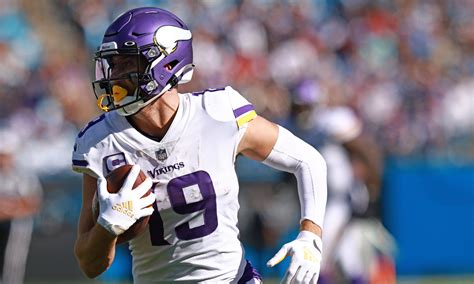 Watch Panthers Wr Adam Thielen Already Working Out In