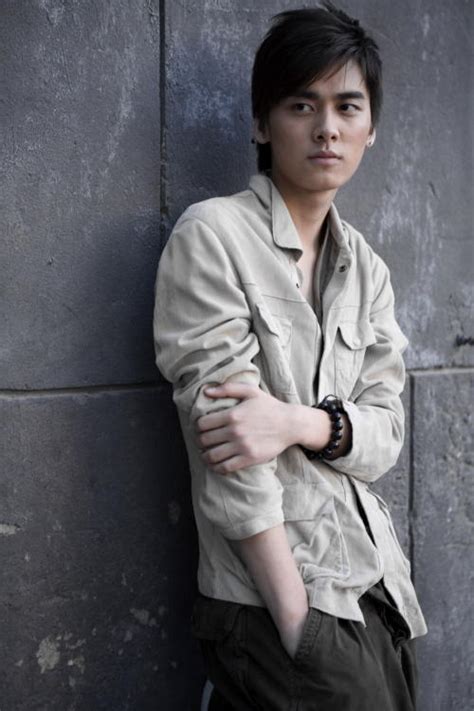 好男儿李易峰与师傅胡海泉做客音乐有名堂 人民网娱乐频道 人民网